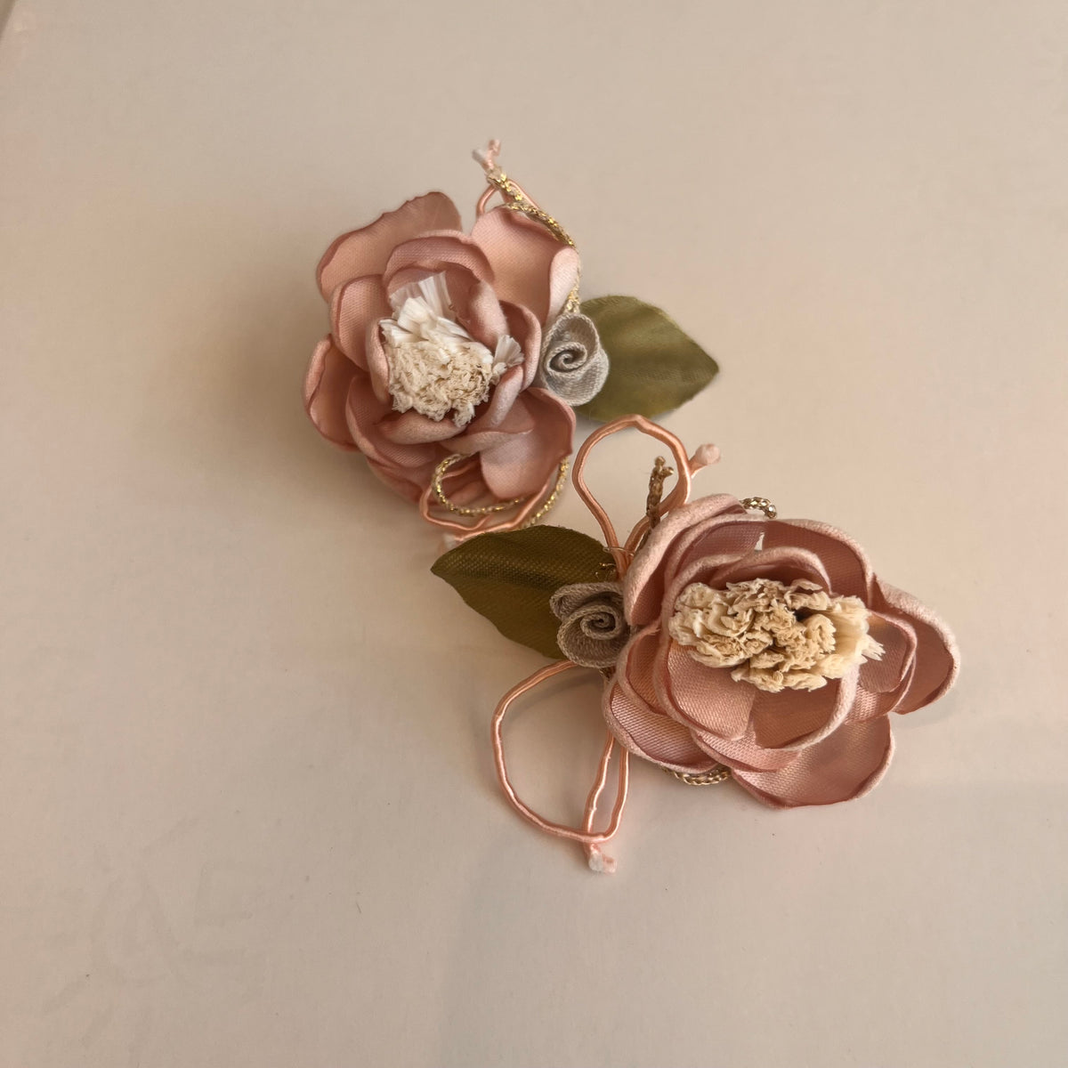 Two buckles set, spanish handmade flowers – kinderhauspr